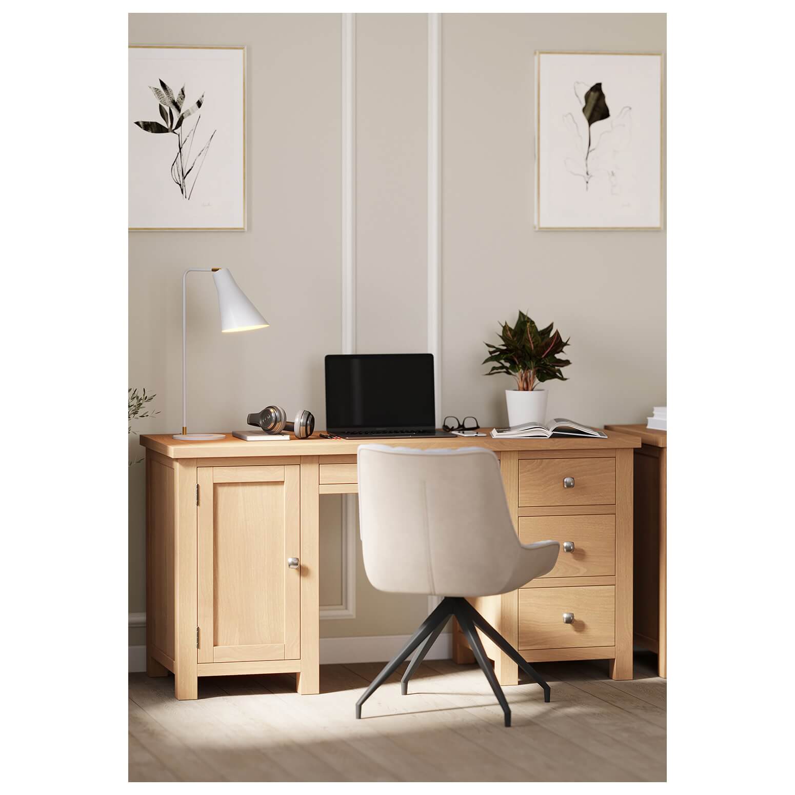 Dorchester Oak Double Pedestal Desk Pine and Oak